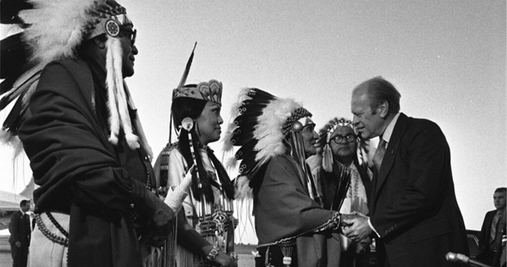 A Brief History of Native American People - History Chronicles
