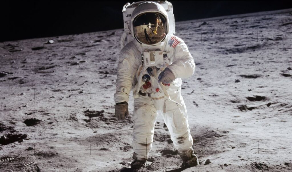 The Apollo 11 – Facts and Conspiracies - History Chronicles